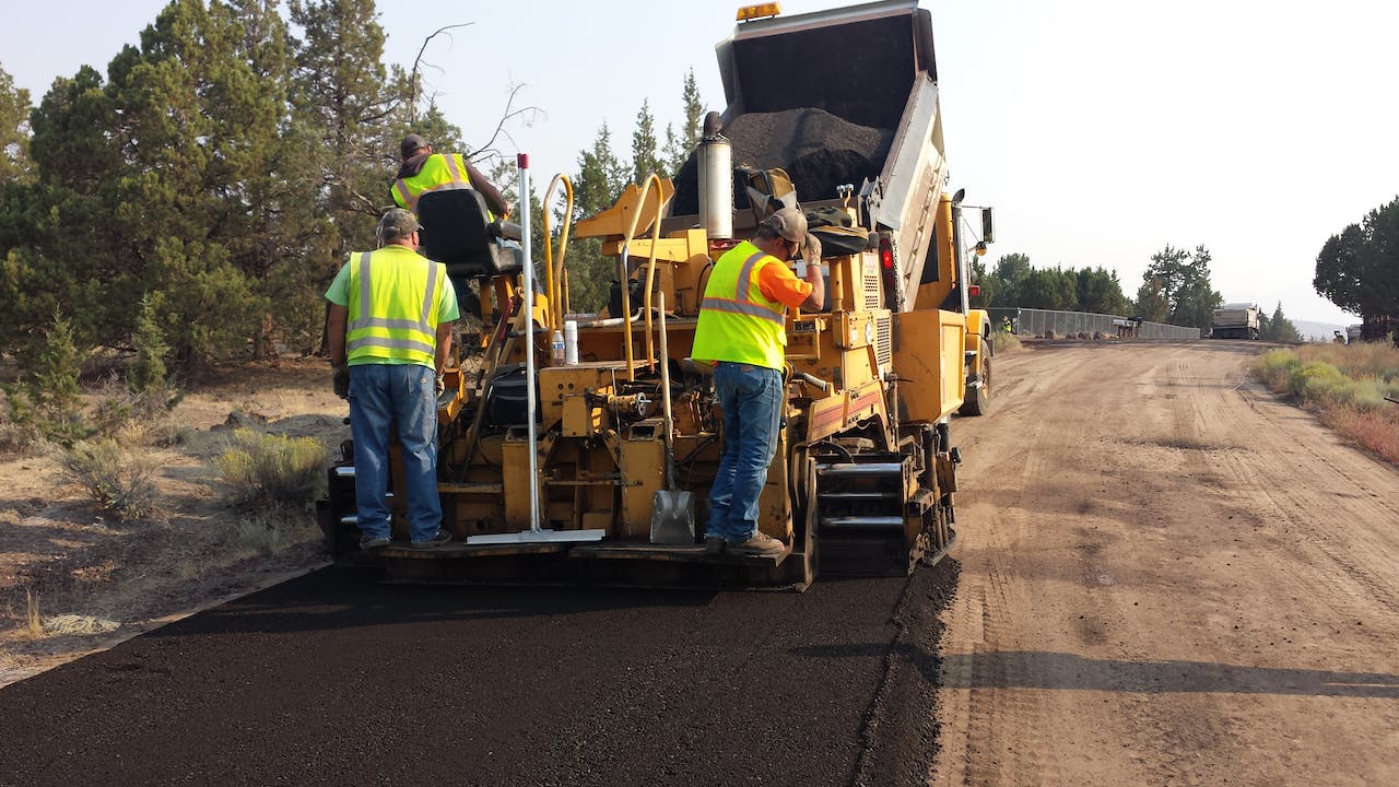 Exploring the Different Types of Asphalt Paving Techniques - Lifestyle ...